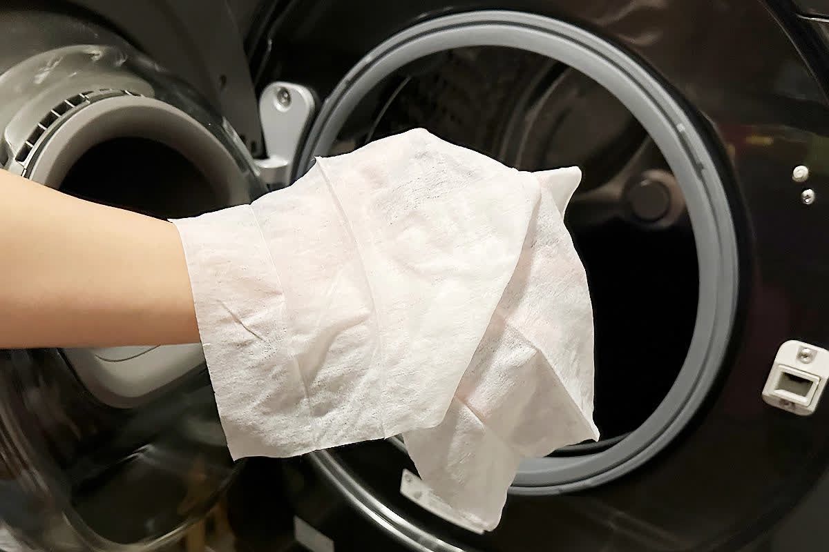 Laundry Hack: Just Two Wipes and THIS Happened