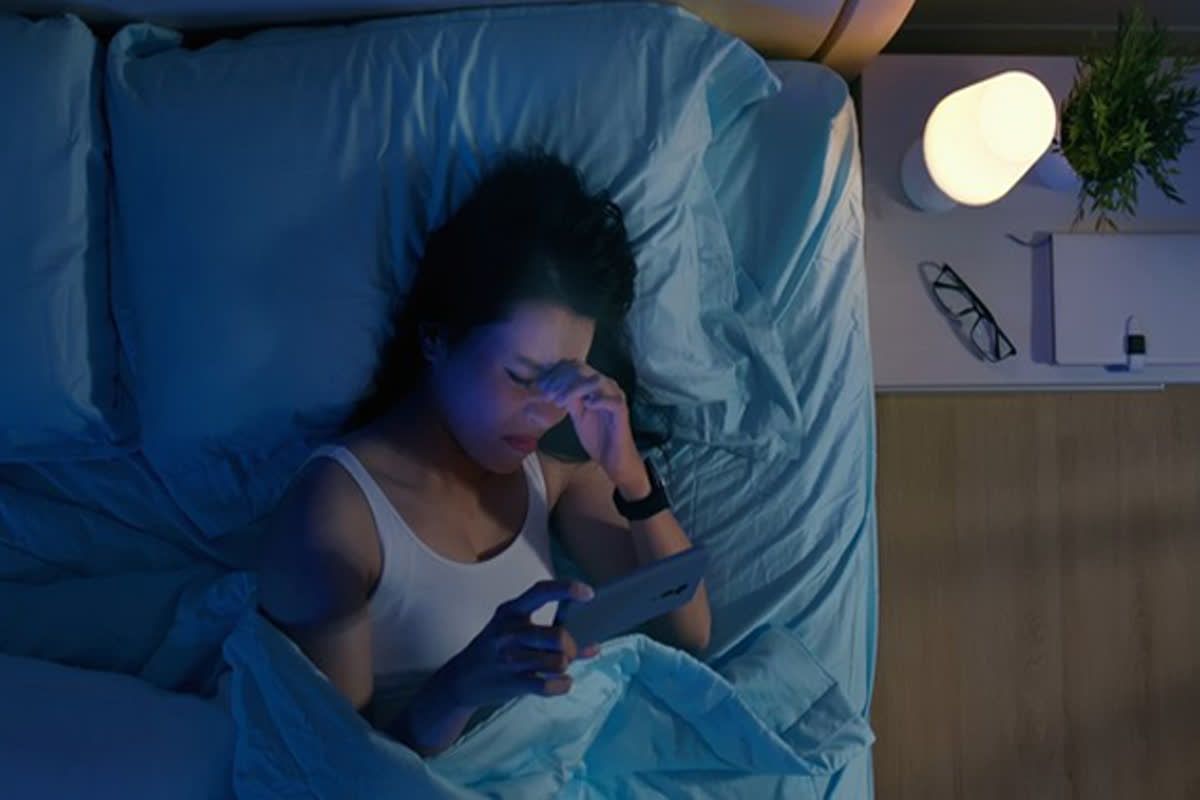 Late-Night Phone Use Linked to Increased Risk of THIS Disease, Study Finds