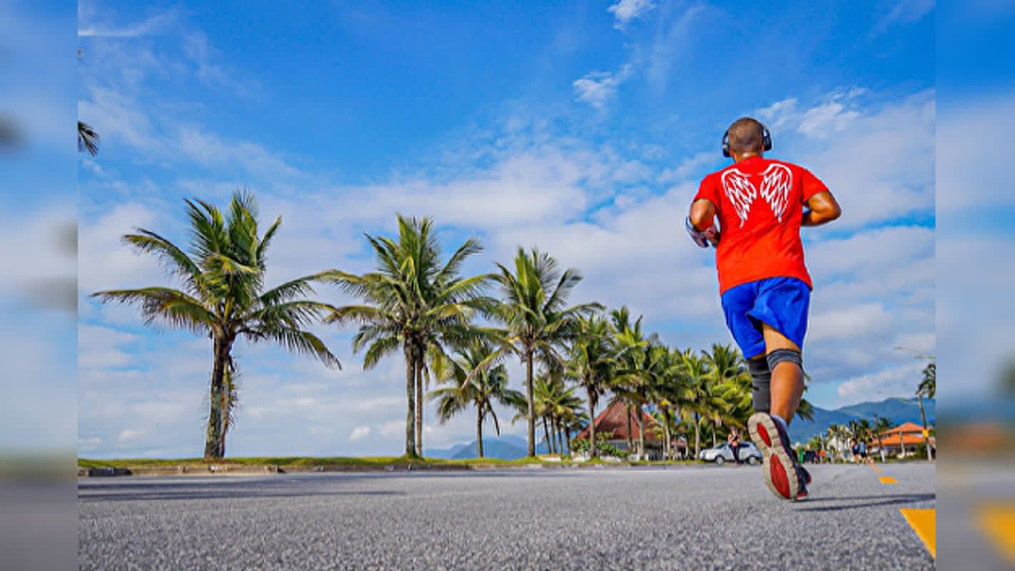 Why Upbeat Music is a MUST During Workouts