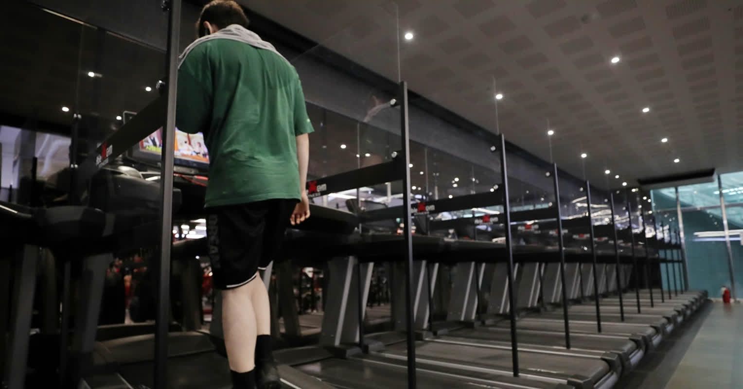 Leg Shaking: More Than Just a Habit - Science Behind Its Health Benefits