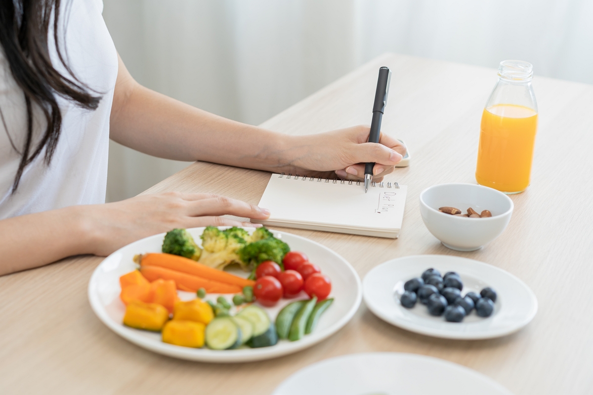 Why Low Calorie Options Are Taking Over American Grocery Shelves