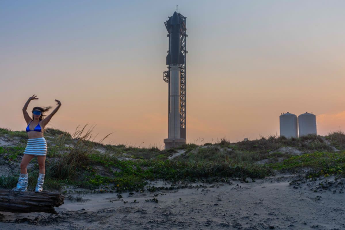 Elon Musk's Starship Successfully Returns After Orbiting Earth