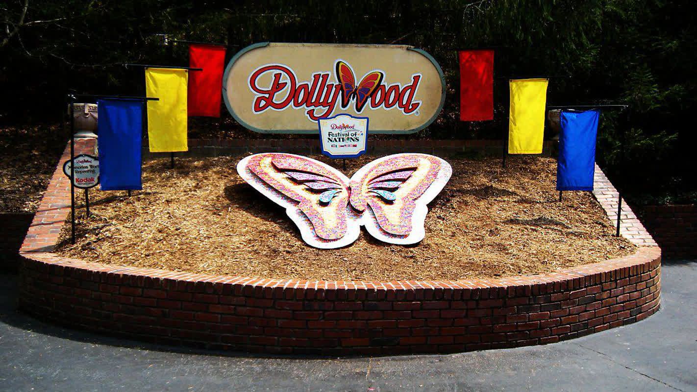 Dolly Parton Expands Her Kingdom with a New Dollywood Attraction