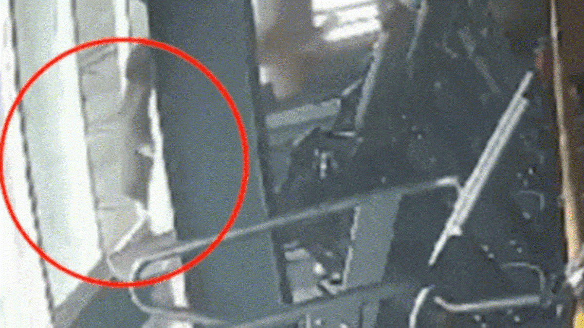 Indonesian Woman Falls Out of Gym Building Through a Window Behind Her ...