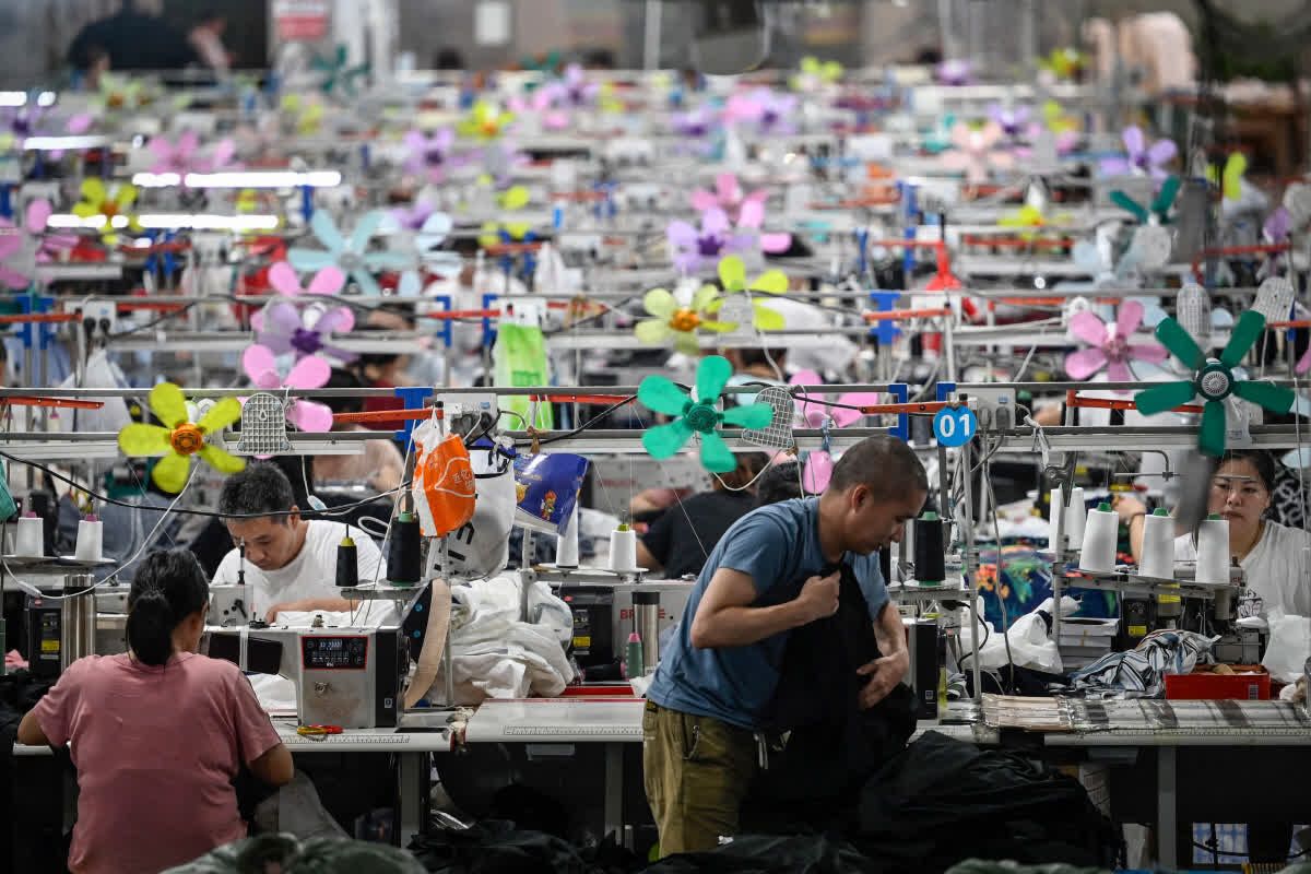 China's Role in Fashion Waste: 57 Million Pounds of Clothing Dumped ...