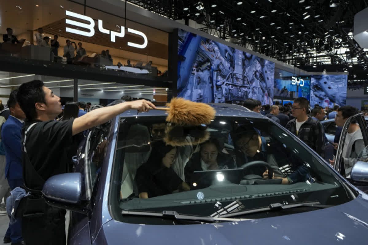 China’s BYD and Tesla Battle for EV Supremacy as Global Sales Hit 10 ...