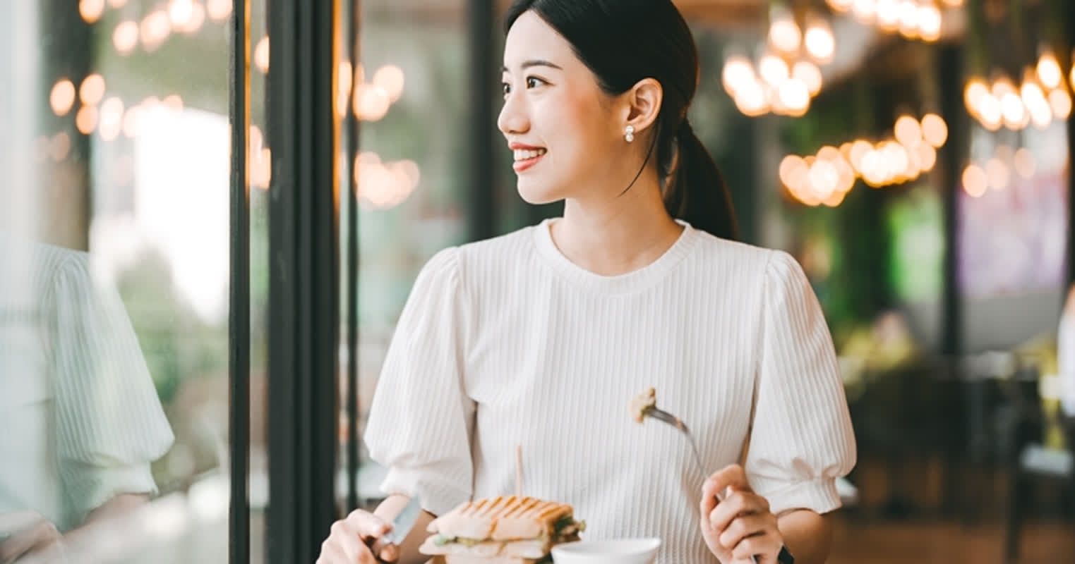 7 Power Foods Every Woman Should Eat to Stay Healthy and Strong