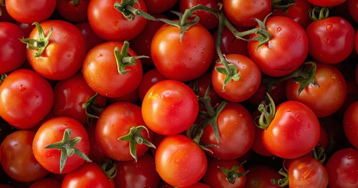 Why You Should Always Cook Carrots and Tomatoes in Oil for Better Health