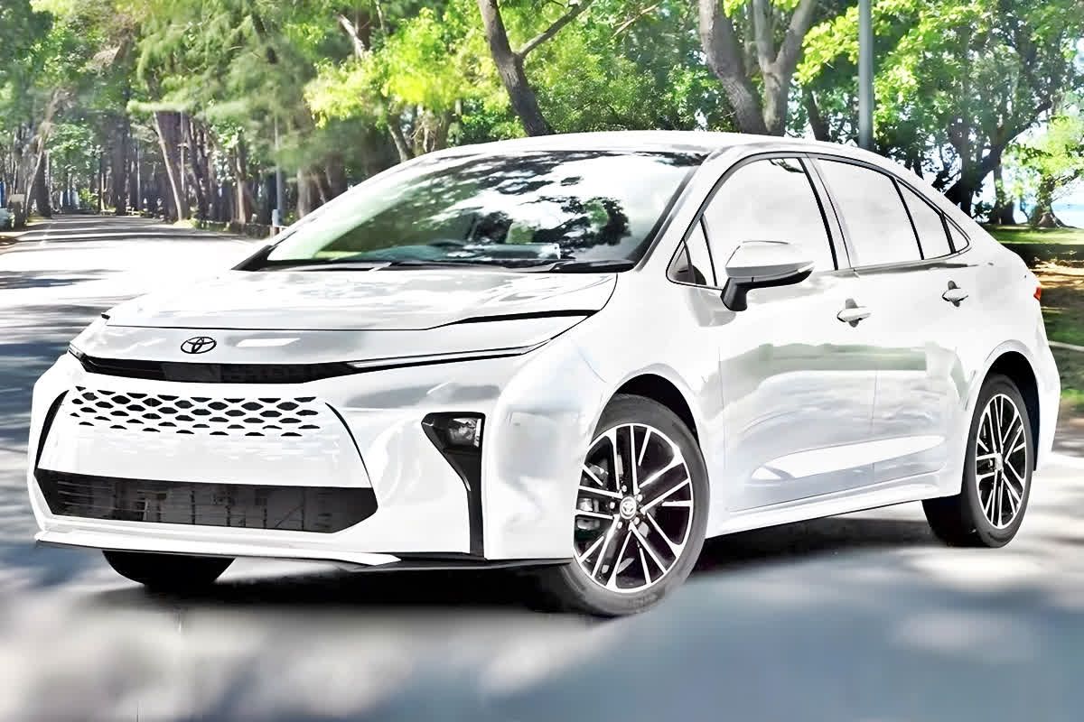 Toyota's Redesigned 2026 Corolla: Plug-In Hybrid and Sleek New Look