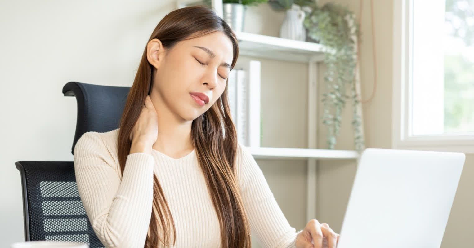 Stop Cracking Your Neck: The Hidden Risks of a Harmful Habit