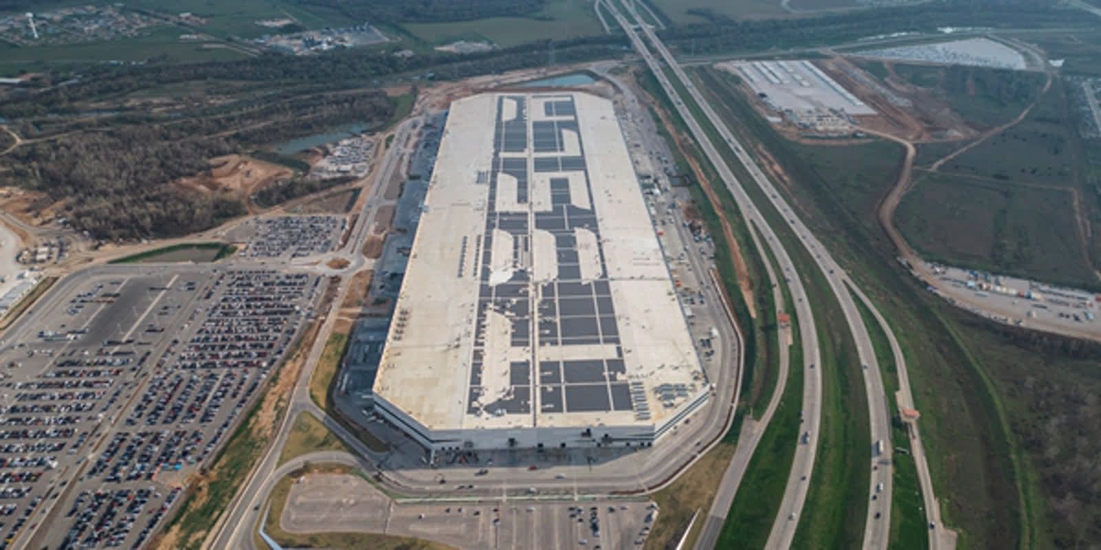 Tesla's RoboTaxi Service to Compete with Waymo and Uber in Austin, Texas