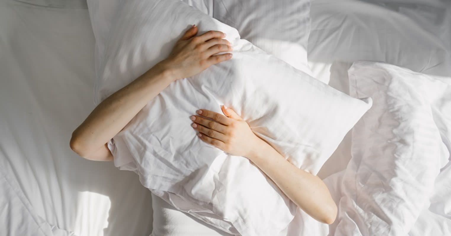 Pill-Popping for Shuteye? Here’s Why That’s a Risky Habit